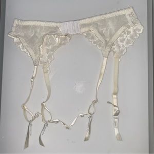 Felina | Intimates & Sleepwear | Felina White Garter Belt In Lace With ...